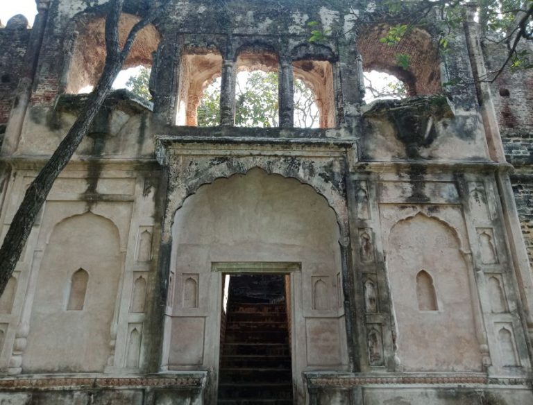 Sujanpur Tira: Glory of Katoch dynasty in ruins now - The News Himachal