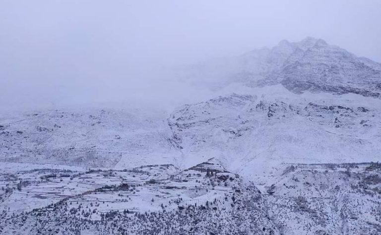 Lahaul-Spiti gets first snowfall of Season - The News Himachal
